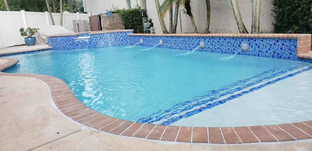 Pool Tiles – POOLS & SURFACES DISTRIBUTOR