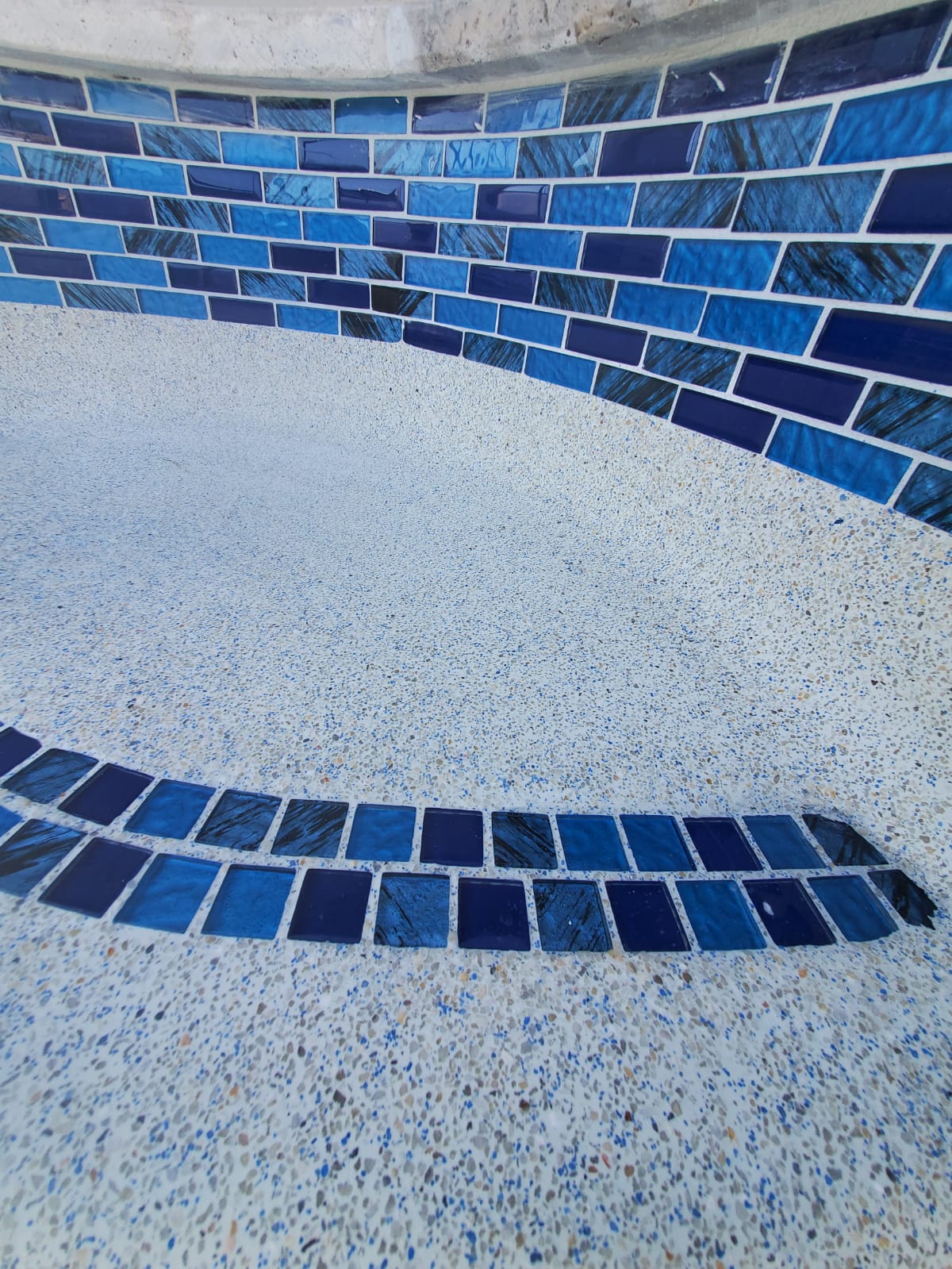 Pool Tiles – POOLS & SURFACES DISTRIBUTOR