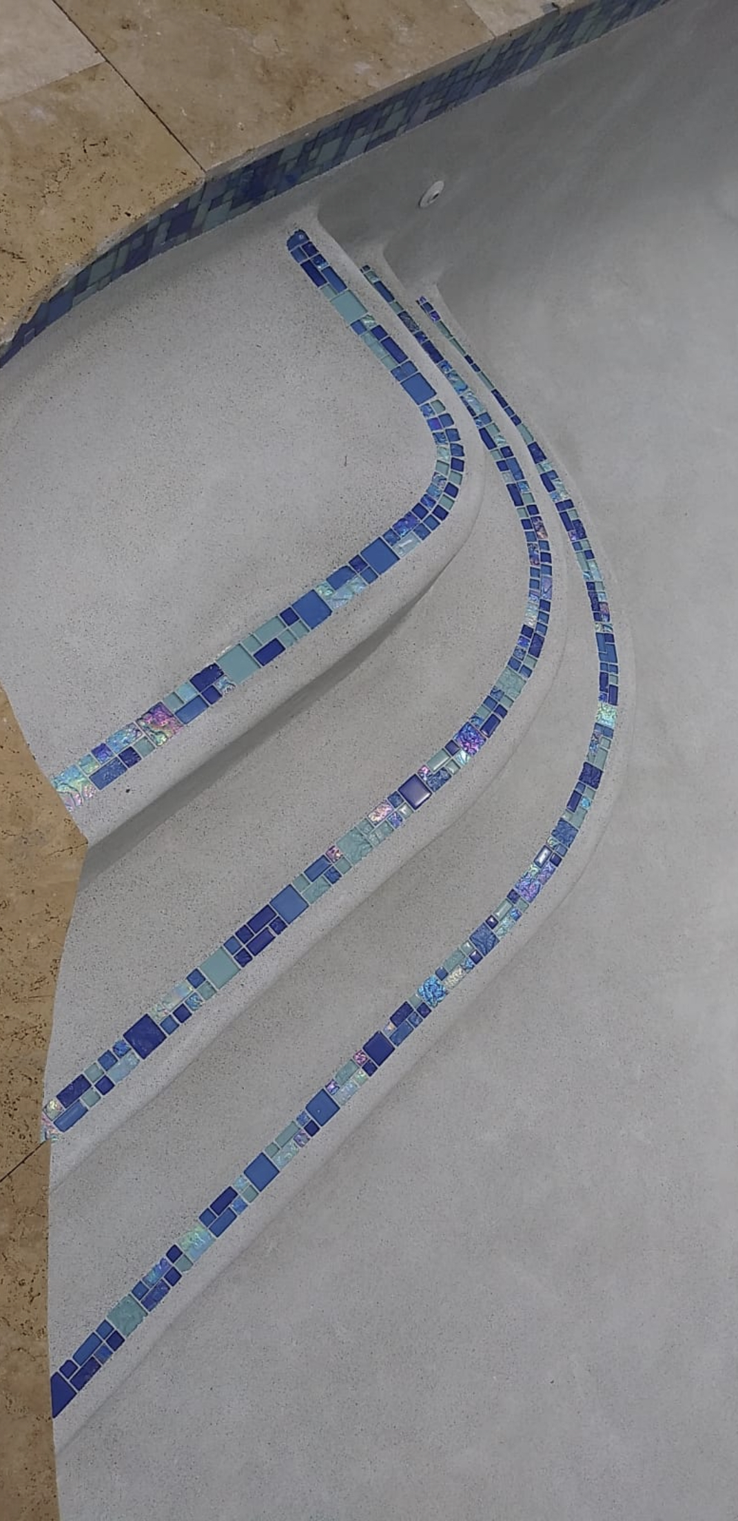 Pool Tiles – POOLS & SURFACES DISTRIBUTOR